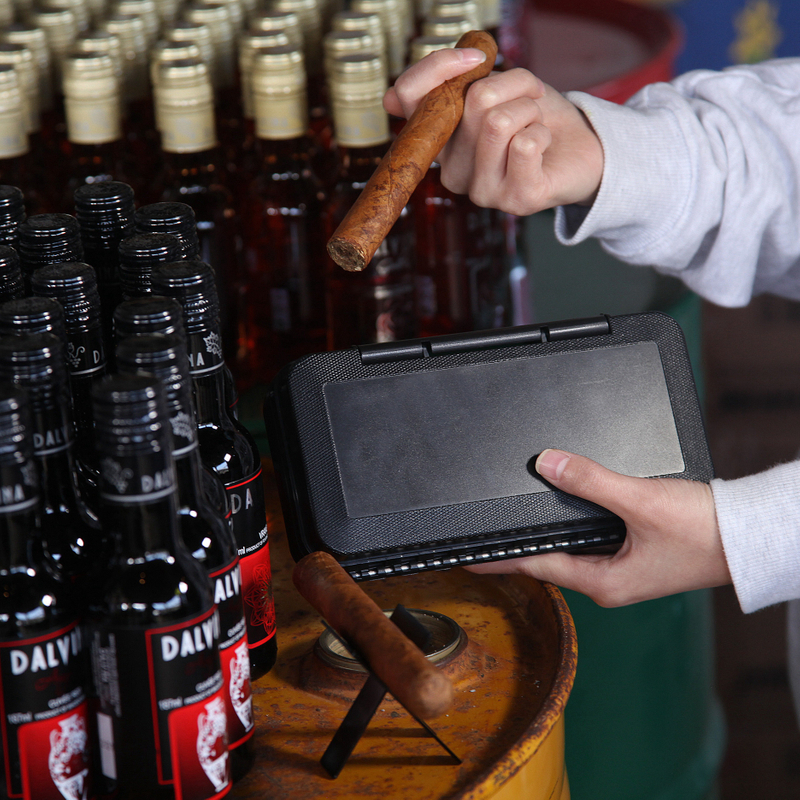 Cigar Case with Cutter Custom Cigar Logo Boxes Waterproof Cigar Case ...